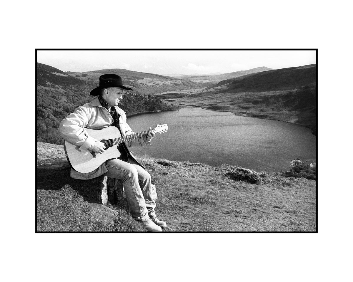 Garth Brooks, Ireland Tour, 1997 – Henry Diltz Photography