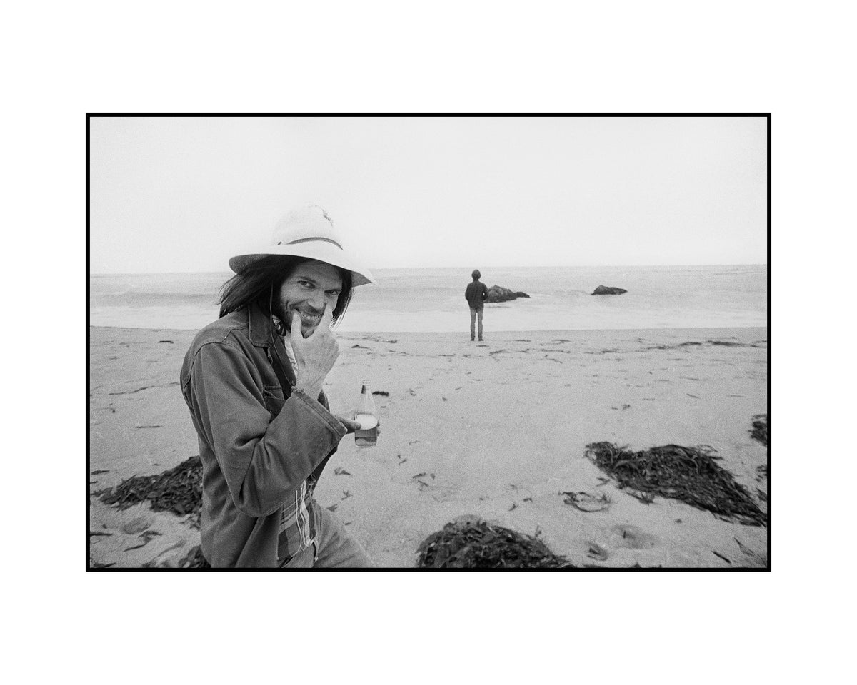 Neil Young & Gary Burden, Malibu, 1975 – Henry Diltz Photography